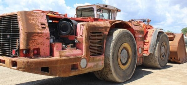 Sandvik LH-517 Loader - MES Equipment